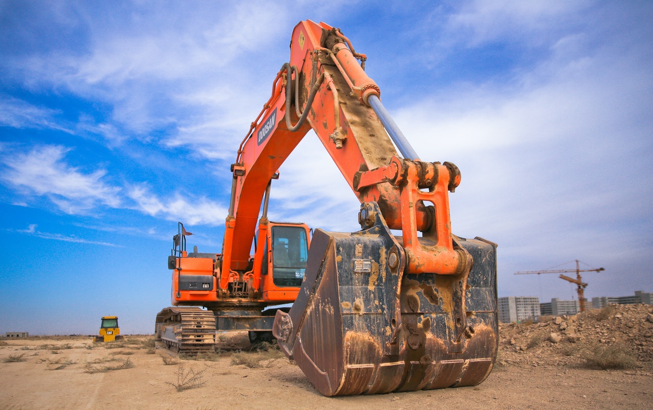 16 Factors To Consider When Purchasing Equipment for Your Business